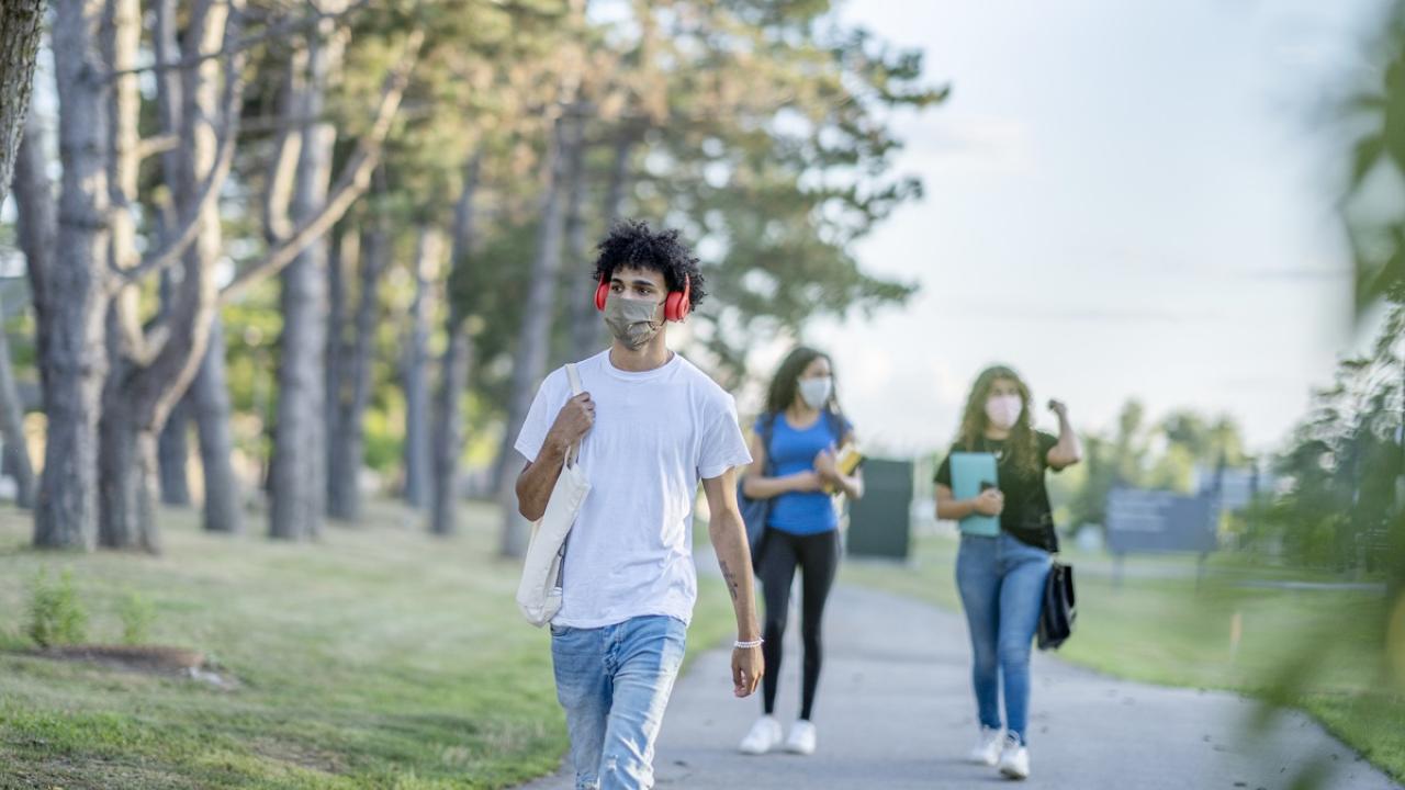 COVID-19: How to stay safe this fall | Doctors of BC